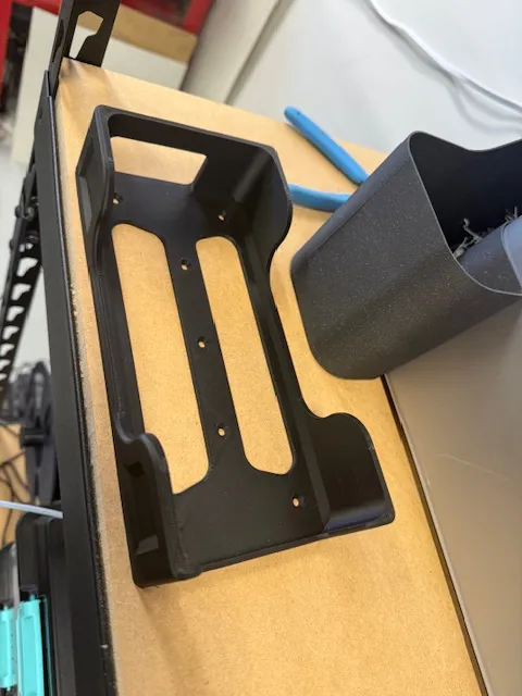 Polymaker polydryer floor mount by Chasetheskate MakerWorld: Download ...