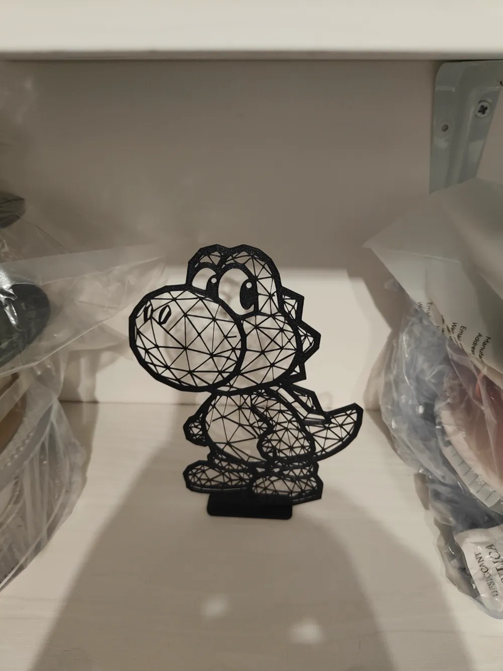 Low poly Yoshi with stand by Forest87 - MakerWorld