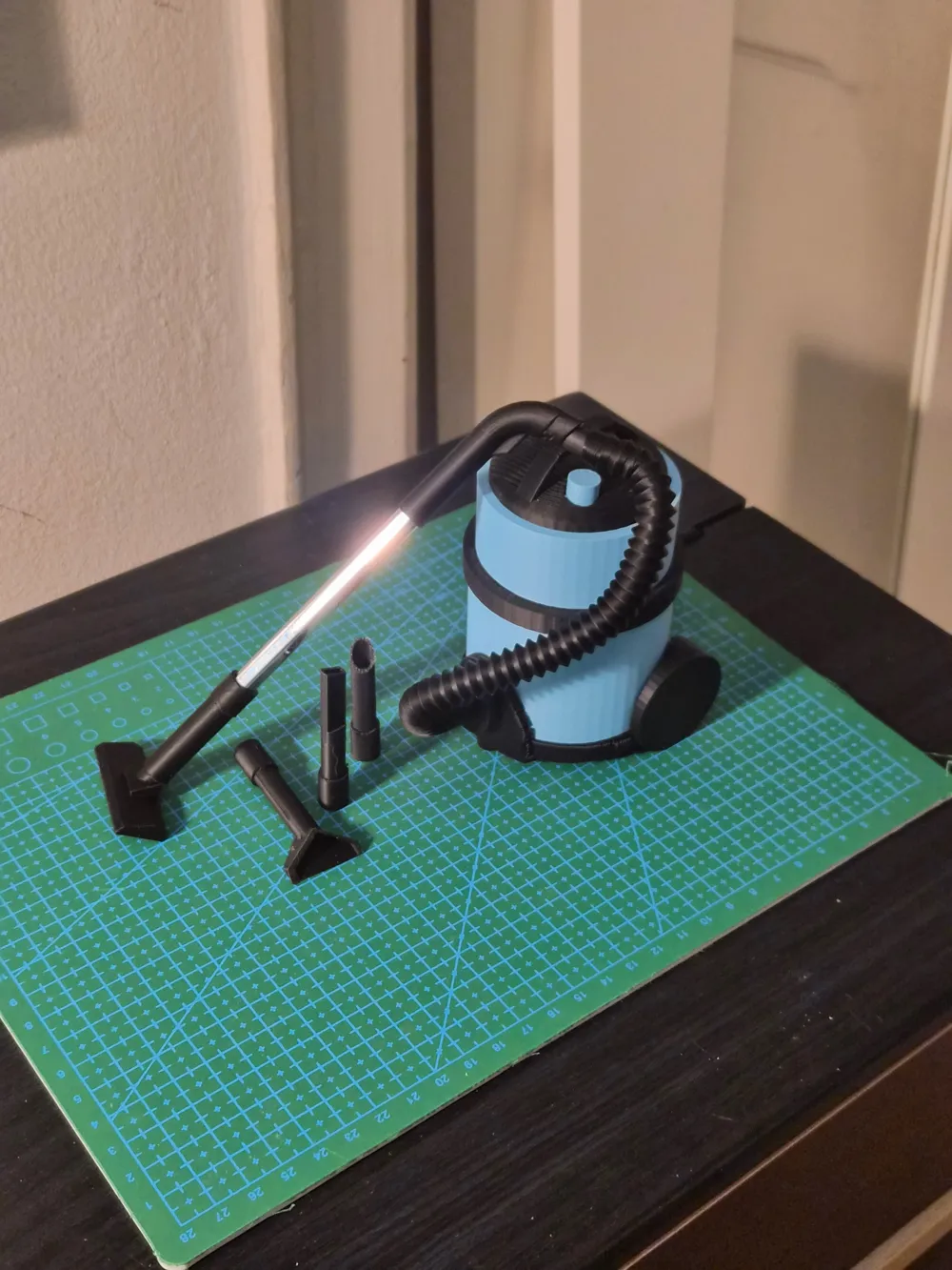 Schreibtisch-Industriesauger - Maker's Beginner Kit – Kostenloses 3D ...