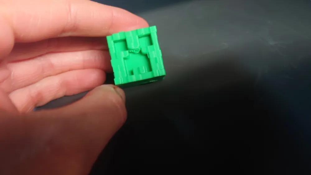 Minecraft Creeper with Textured Surface and Movable Head Remixed by To ...