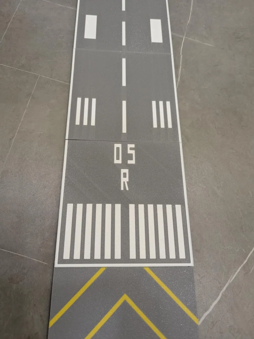 Modular Airport Runway (1:400) - Free 3D Print Model - MakerWorld