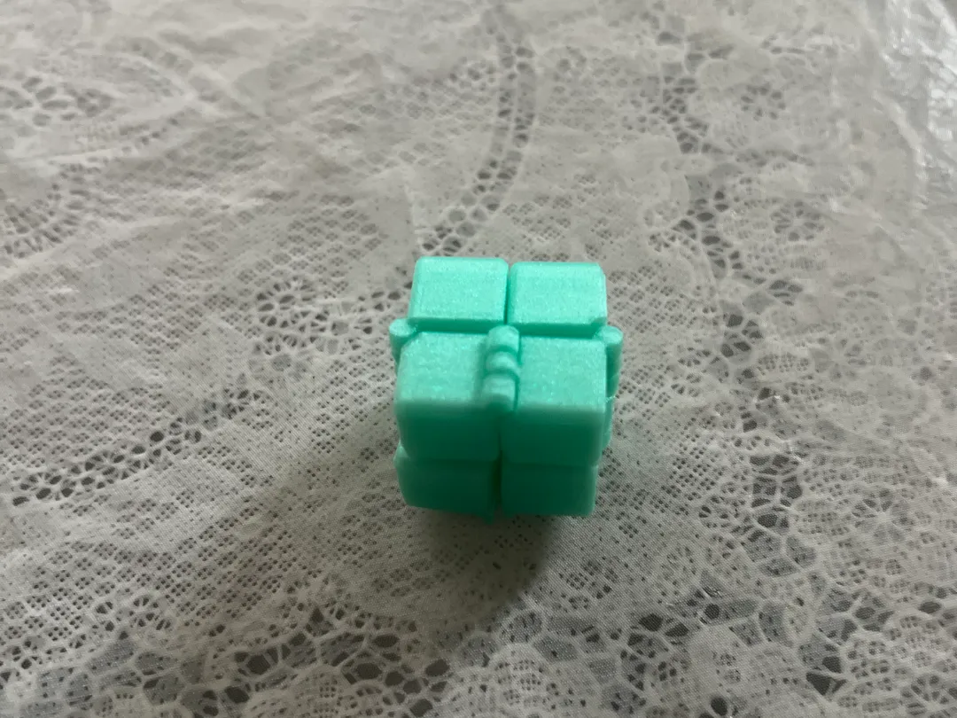 small infinity cube fidget - Free 3D Print Model - MakerWorld