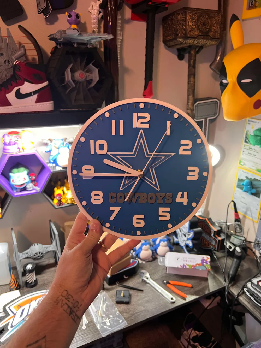 Dallas Cowboys Clock by Codyinbody3 - MakerWorld