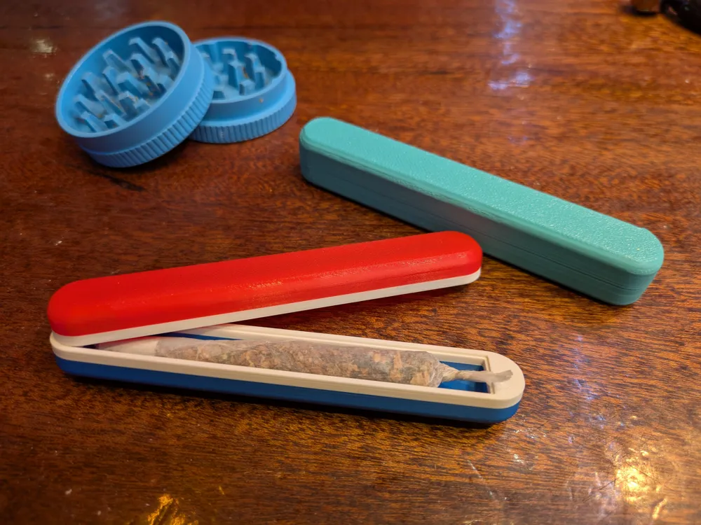 Magnetic Doobie Joint Box Case Snap-Fit Holder by LuGrey MakerWorld ...