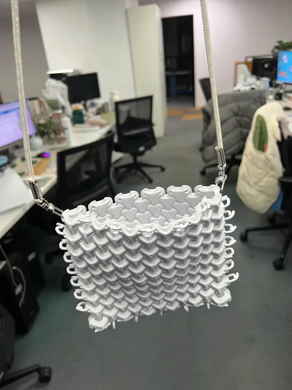 Chainmail Bag by maxxu MakerWorld: Download Free 3D Models