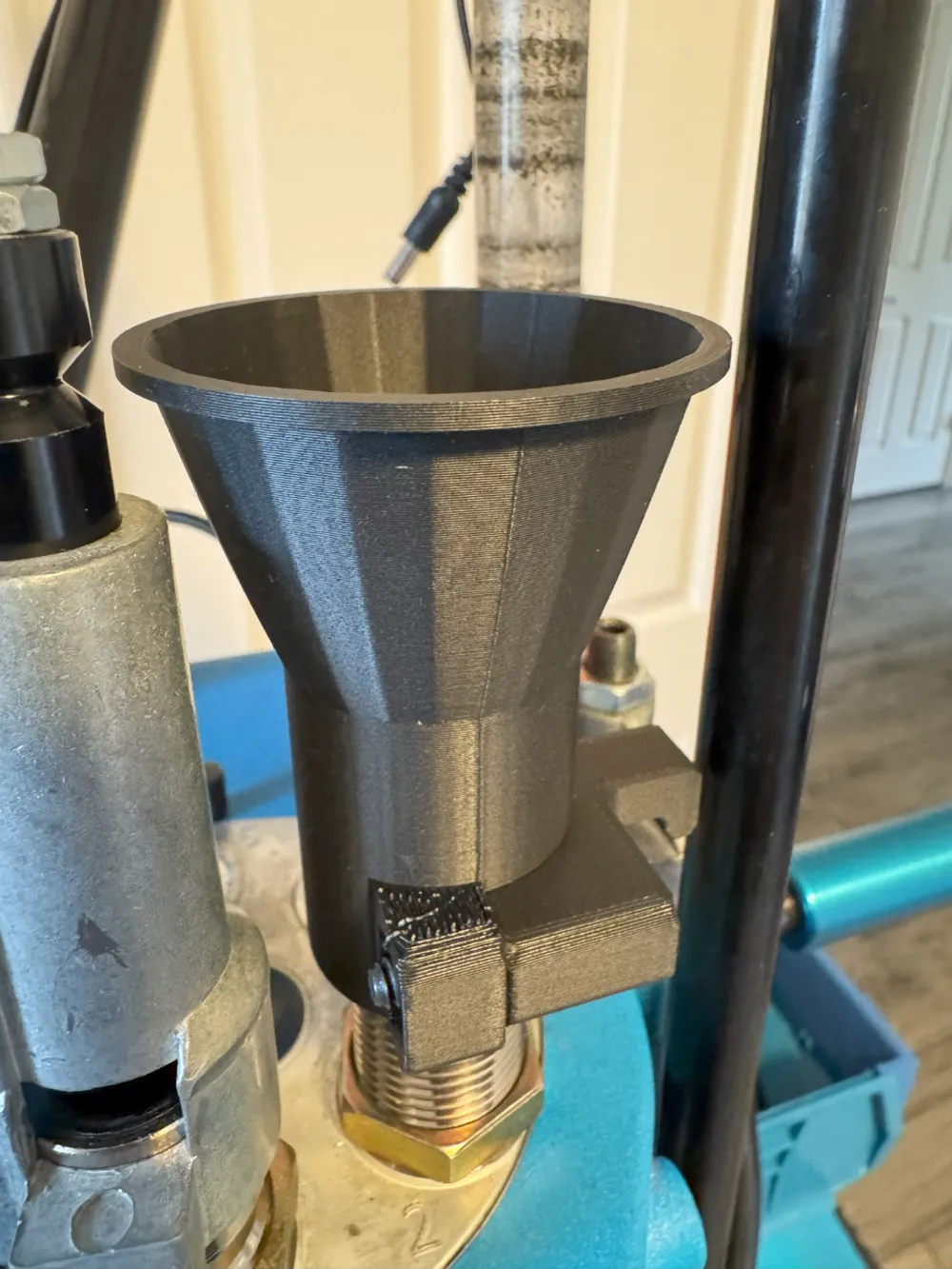 Dillon Manual Powder Funnel by Match_King - MakerWorld