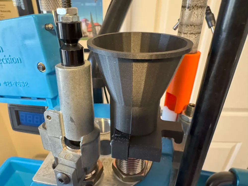 Dillon Manual Powder Funnel by Match_King - MakerWorld