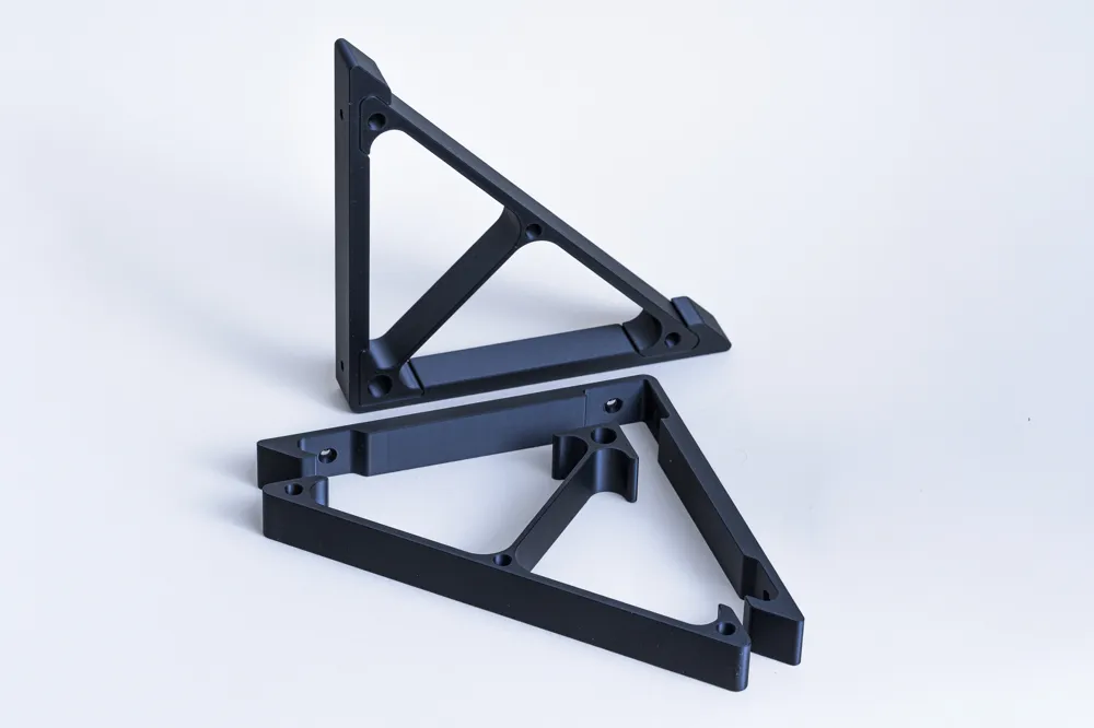 Very stable shelf bracket V2 hidden screws by AyKayORG MakerWorld ...