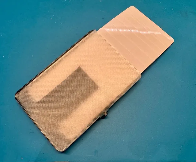 Minimalistic Slim Wallet Clamp Card Clip TPU Cover by Dobranur - MakerWorld