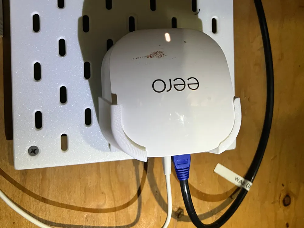 Eero 6+ Skadis mount Remixed by Rexxars MakerWorld: Download Free 3D Models