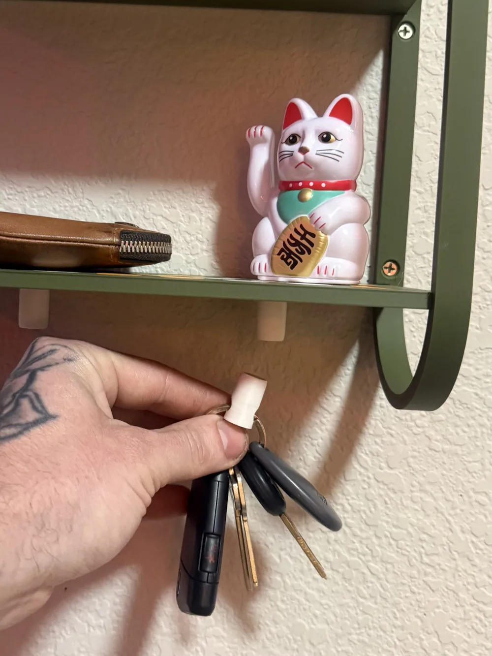 MCM Modular / Customizable Entry Shelf - Free 3D Print Model - MakerWorld