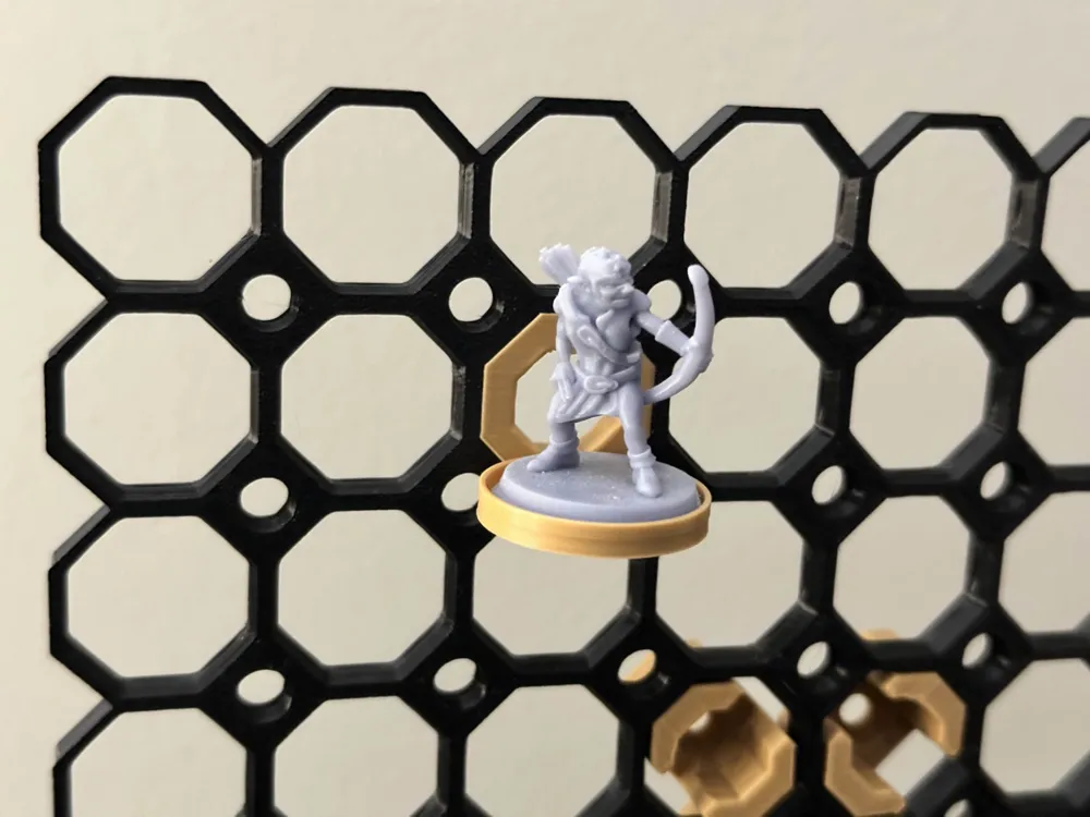 Multiboard 25mm Miniature Stand Remixed by Trailhead MakerWorld ...