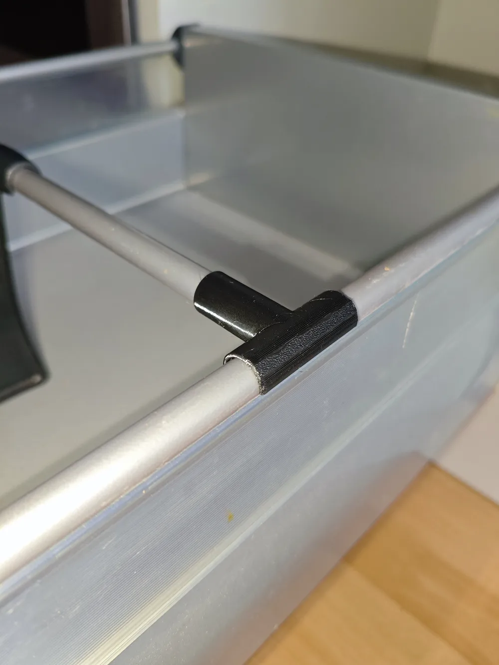 T Adapter rod to drawer mount for Mobalpa Kitchen - Free 3D Print Model ...