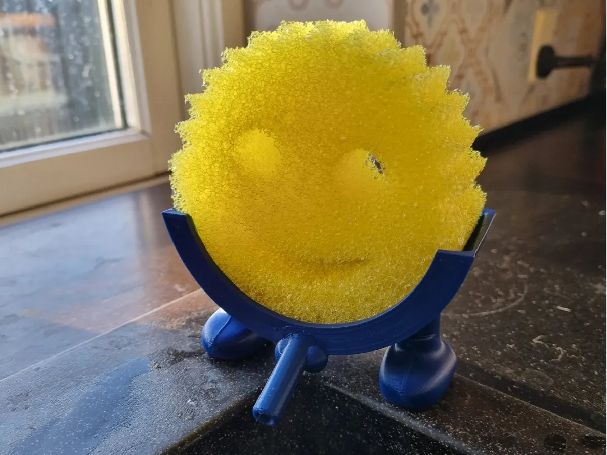 Scrub Daddy v2 with longer drain - Free 3D Print Model - MakerWorld