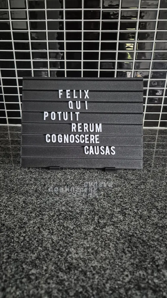 Modular Letterboard – 5 Sizes, Stands & Organizer - Free 3D Print Model ...