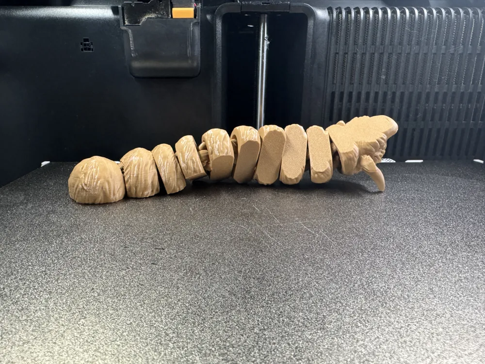 Flexi Highland Caterpillar & Keychain Print-in-Place - Free 3D Print ...