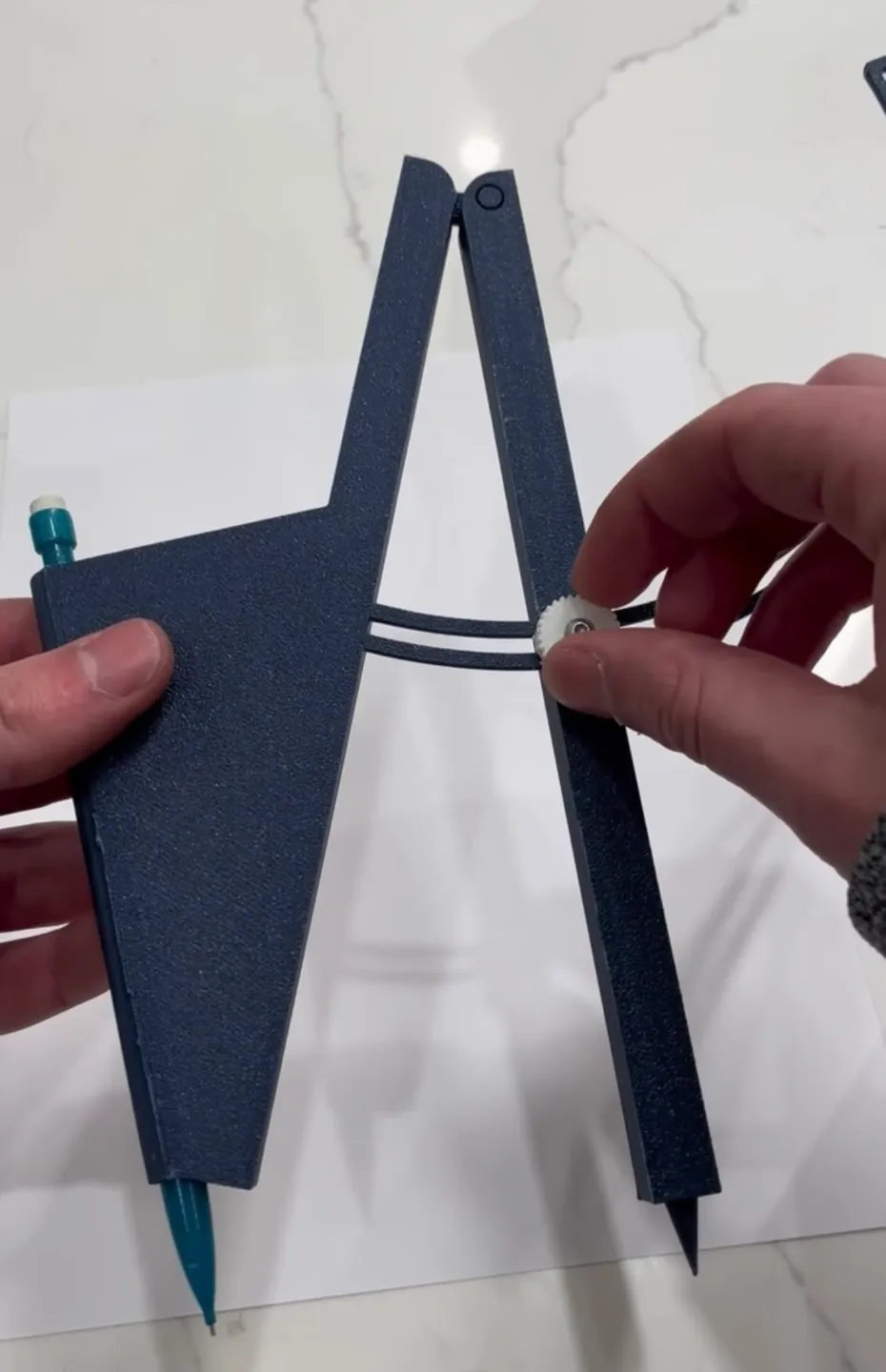 Drawing Compass - Print in Place by charlie designs - MakerWorld