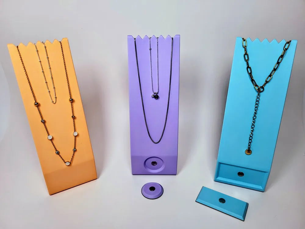 Neckless - Display with Sign by Art Design. 3D MakerWorld: Download ...