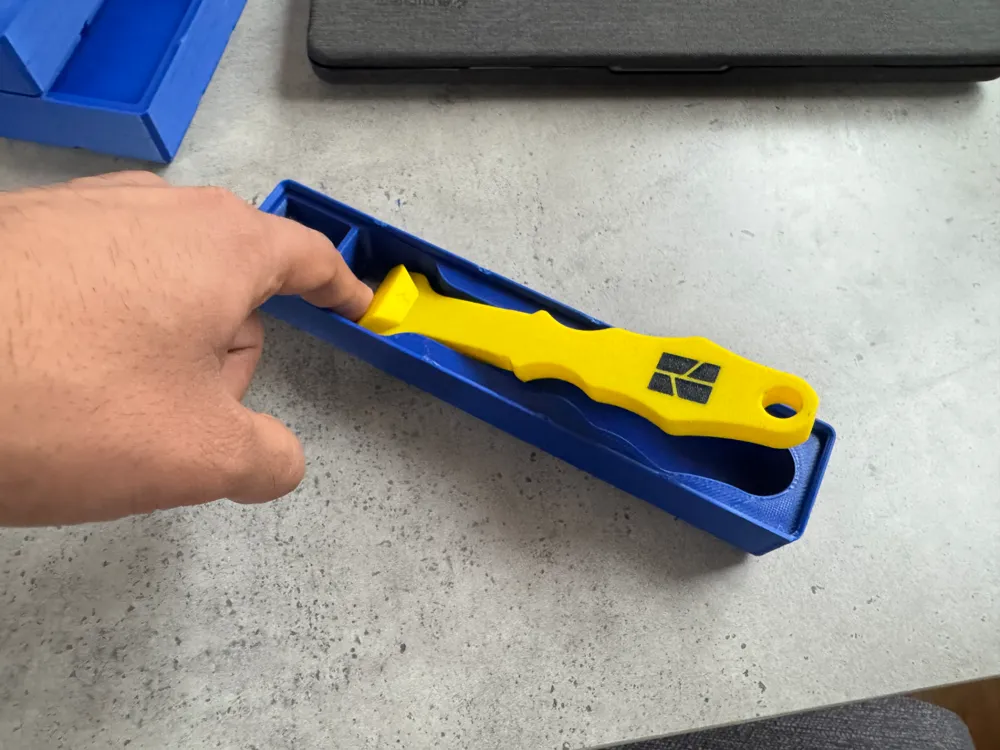 Bambu Scraper Wera Style Gridfinity Insert by Beyond Automation New ...