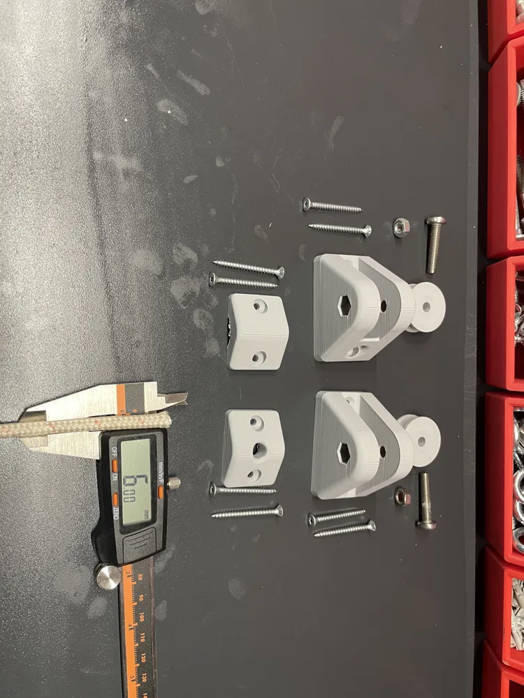 Door opener: pulley and counterweight system. by Manuarmata MakerWorld ...