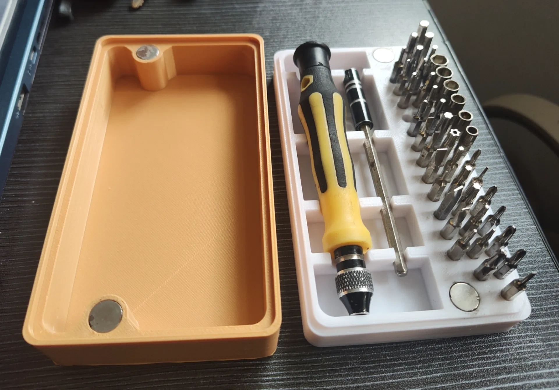 Screwdriver Tool Box by user_3019565983 - MakerWorld