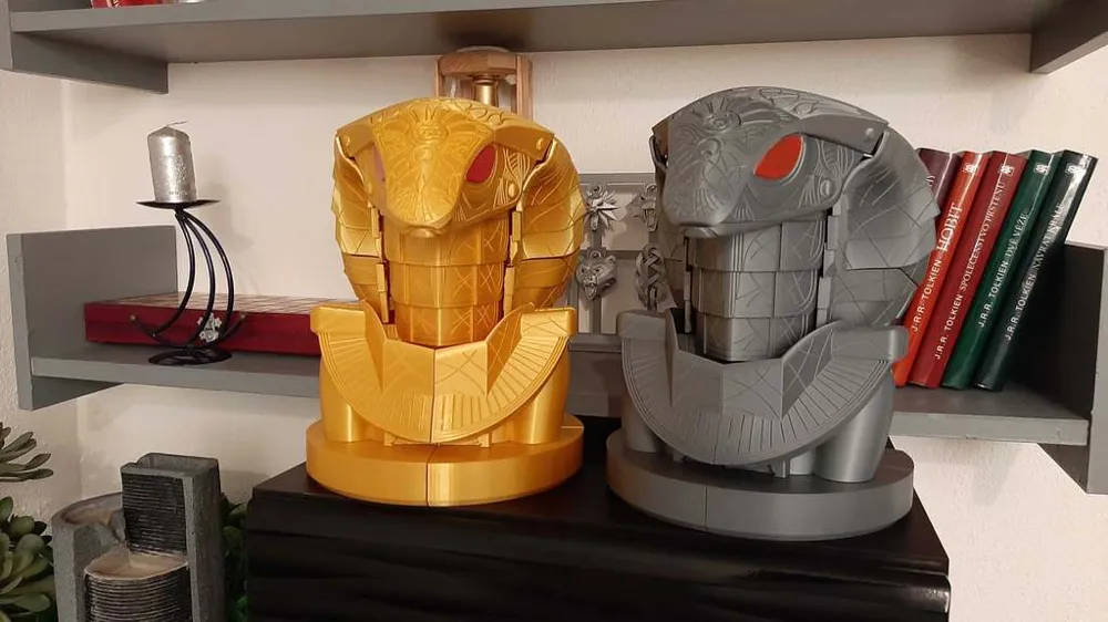 Retractable Apophis Serpent Helmet from Stargate by martin.taichl ...