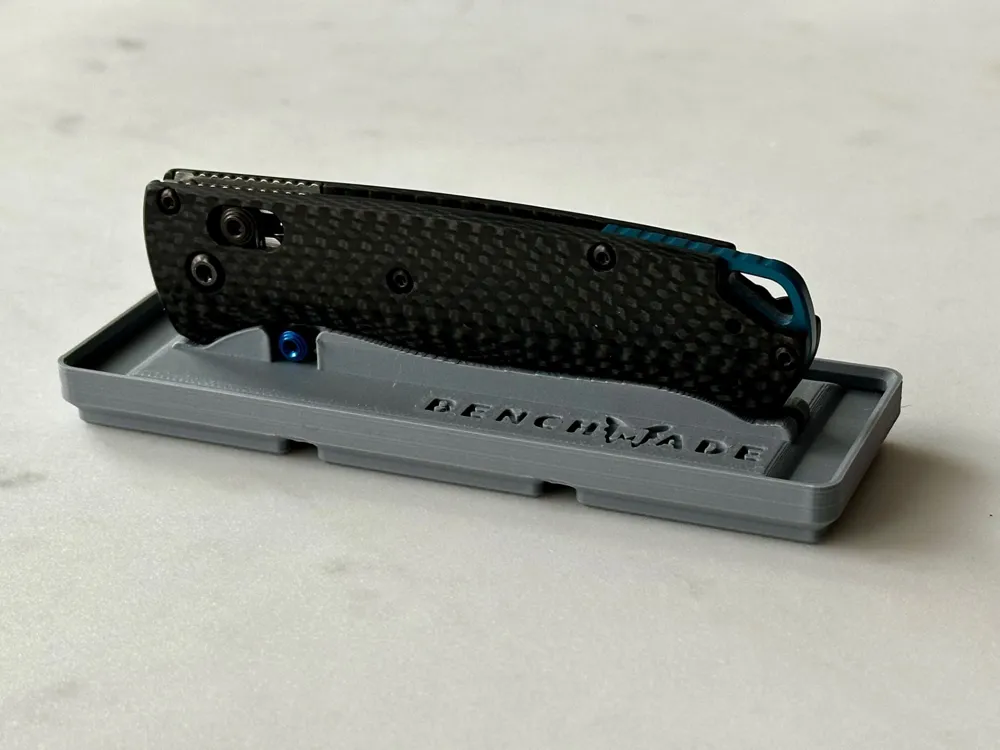 Benchmade Bugout knife stand with Gridfinity Base Remixed by Montieds ...