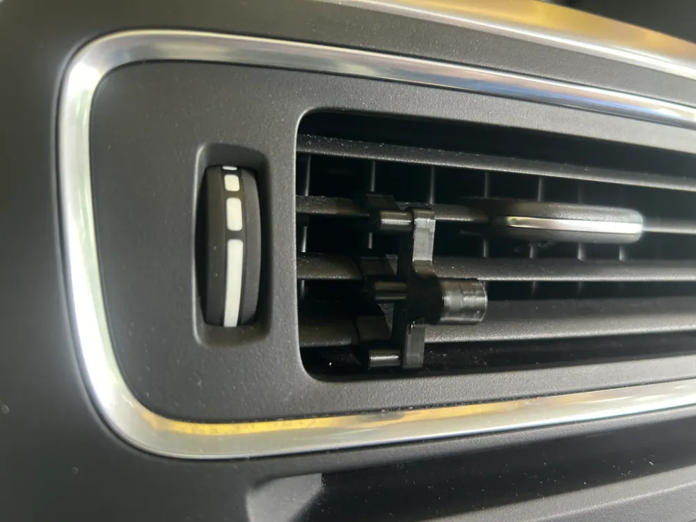 Volvo S60 Vent control by PWilly - MakerWorld
