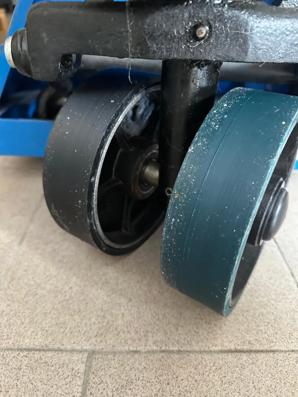 Wheel covers for pallet trucks - Free 3D Print Model - MakerWorld