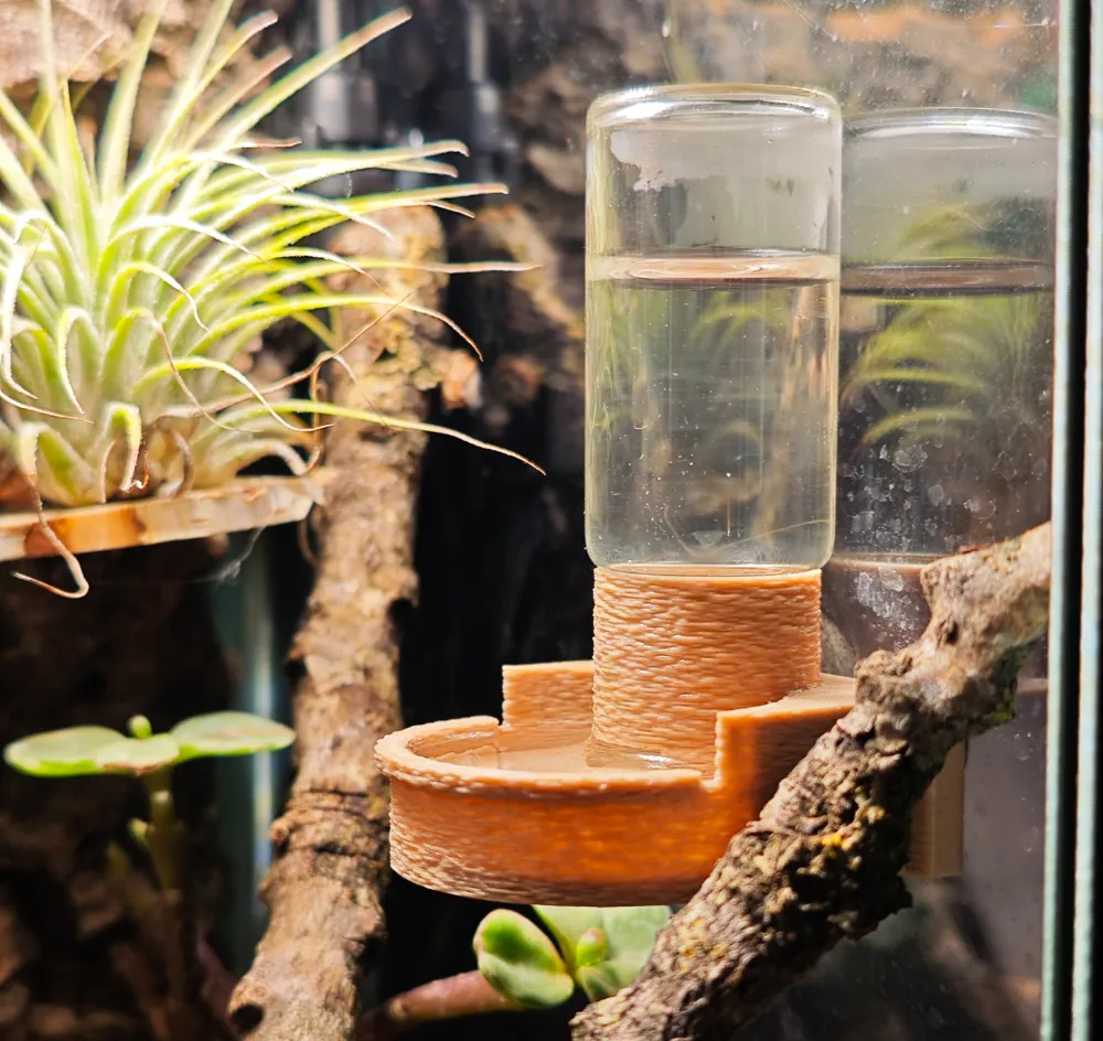 Jumping Spider Water Dish Terrarium with 10ml Bottle by sh85_Printing ...