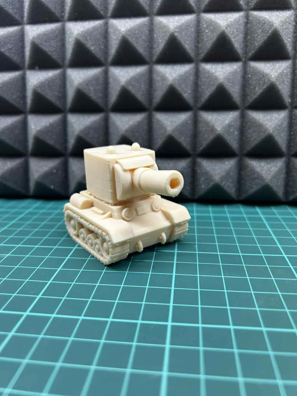 CHIBI Tank - KV-2 by PokeGeorg MakerWorld: Download Free 3D Models