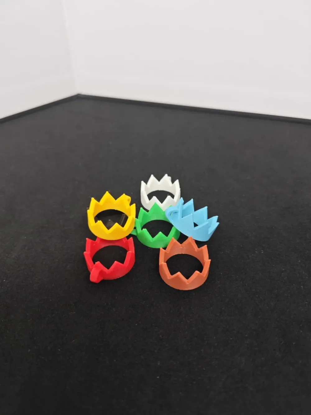 OSRS Party Hat Keychain by Pocketrush3D MakerWorld: Download Free 3D Models