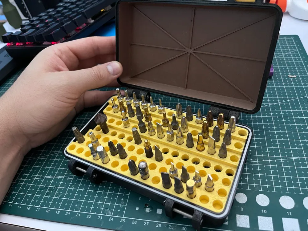Screwdriver bits box by JessRendon MakerWorld: Download Free 3D Models