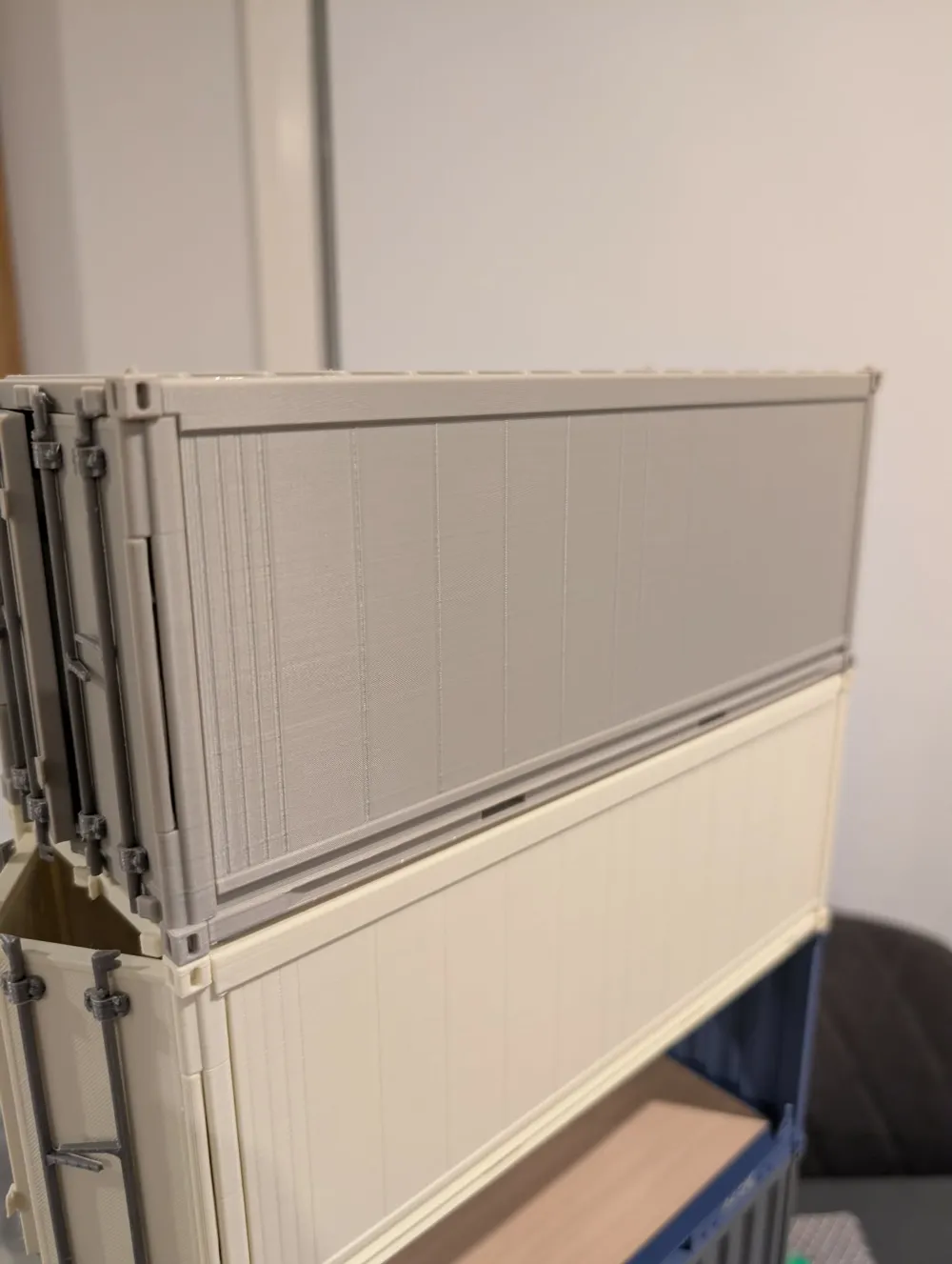 conteneur maritime réfrigéré - Modèle d'Impression 3D Gratuit - MakerWorld