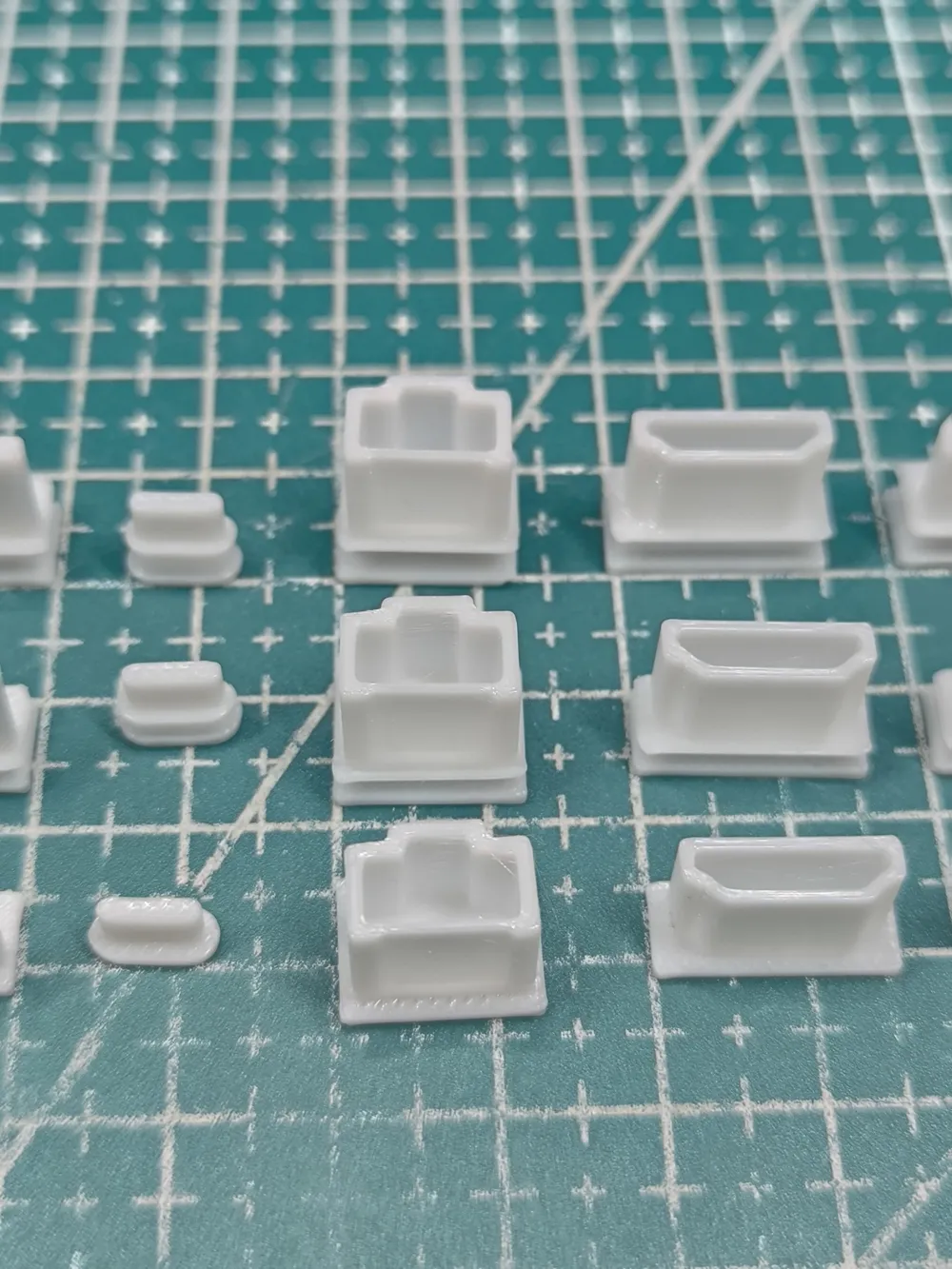 8 Port covers, 3 sizes. USBs,Video,Audio,Ethernet by TinkerVault ...