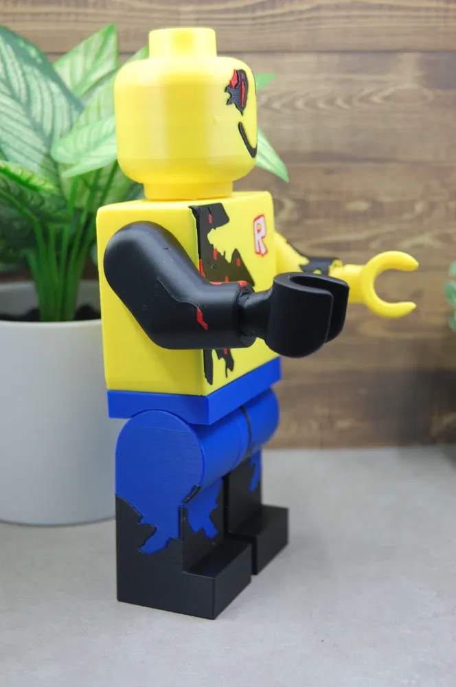 John Doe 弃儿积木人偶 500% - 免费 3D 打印模型 - MakerWorld