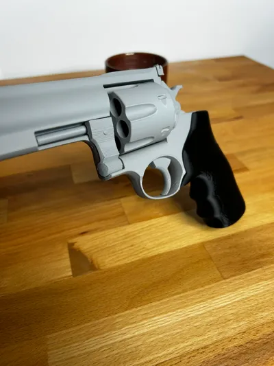 Revolver Toy Gun by WIZZY MakerWorld: Download Free 3D Models