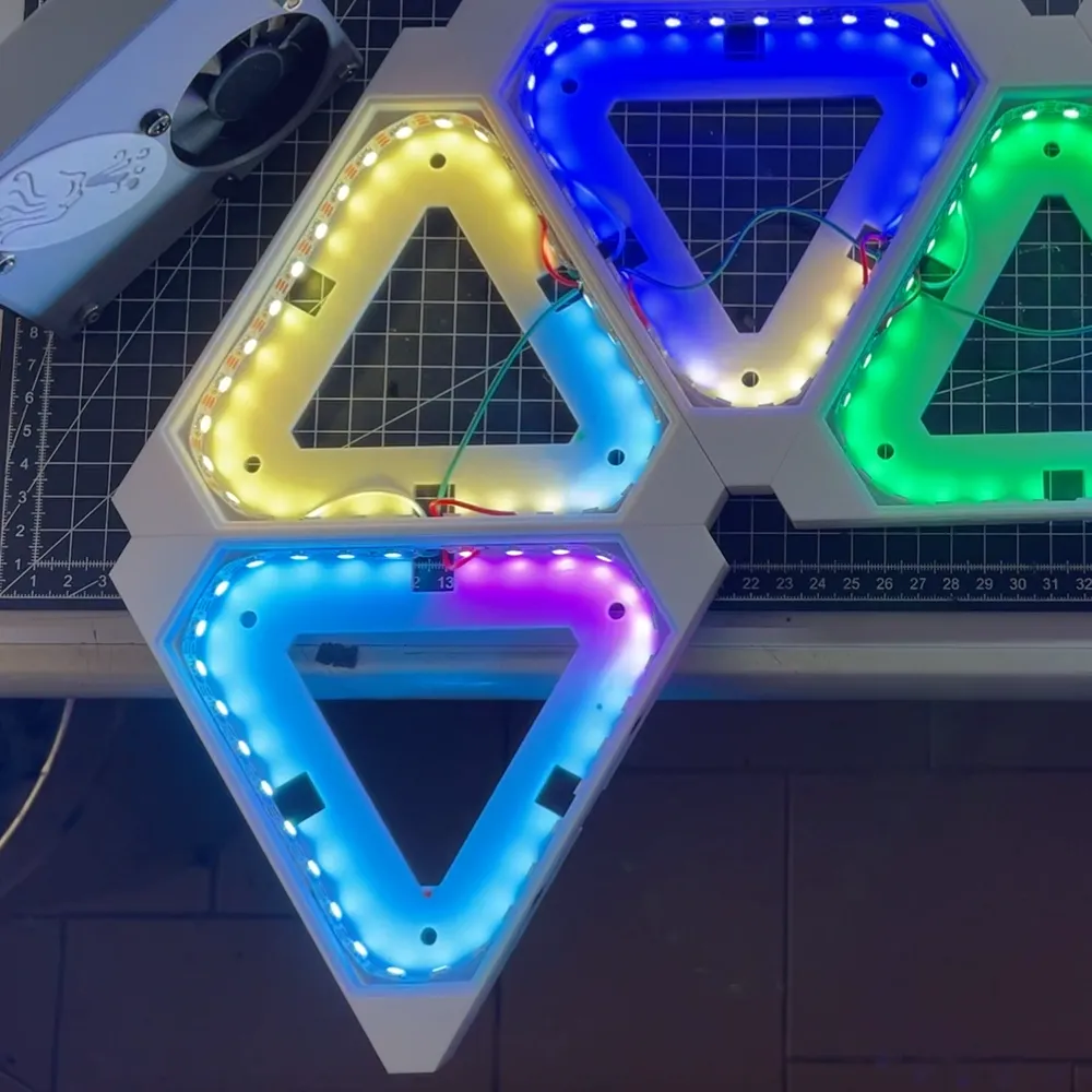 Goove/Nanoleaf Replica - Triangle 3d Magnet by Marco - MakerWorld