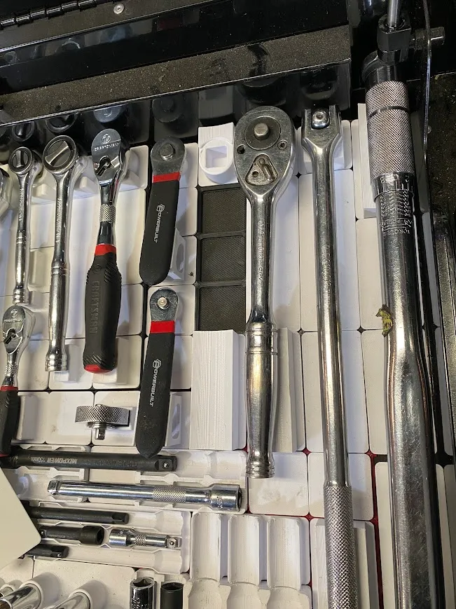 Gridfinity Universal 1/2" Ratchet holder by RIVENINSIDEMakerWorld ...