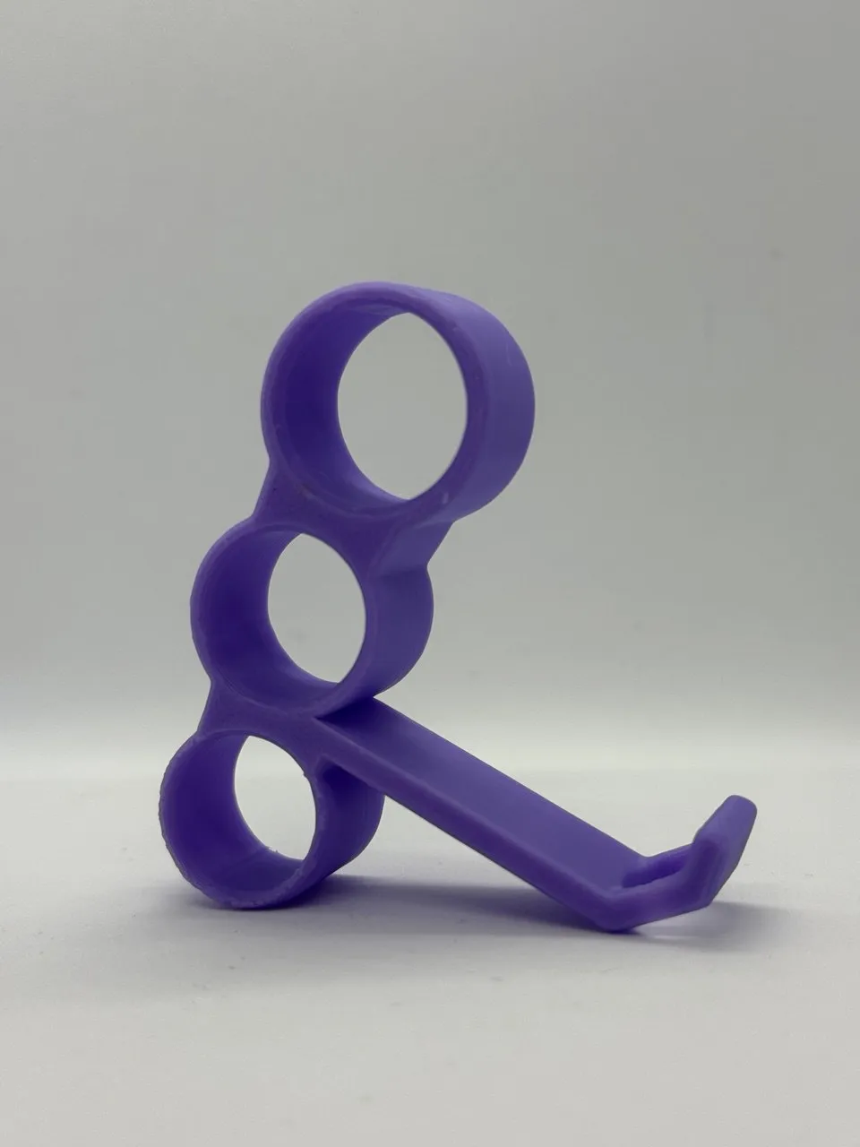 Pinky saver & phone stand with hole for charger - Free 3D Print Model ...