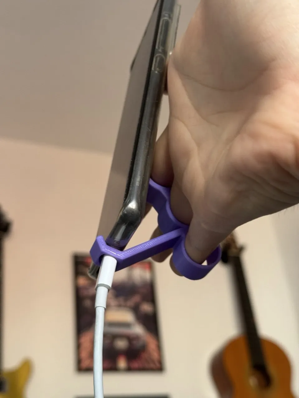 Pinky saver & phone stand with hole for charger - Free 3D Print Model ...
