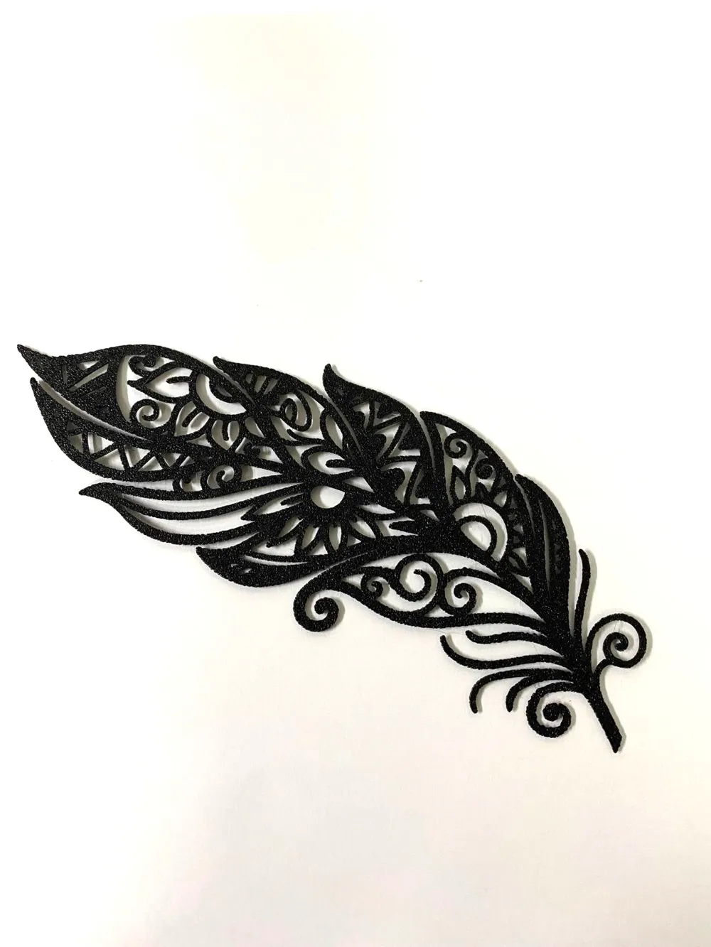 Filigree feather ornament - Free 3D Print Model - MakerWorld