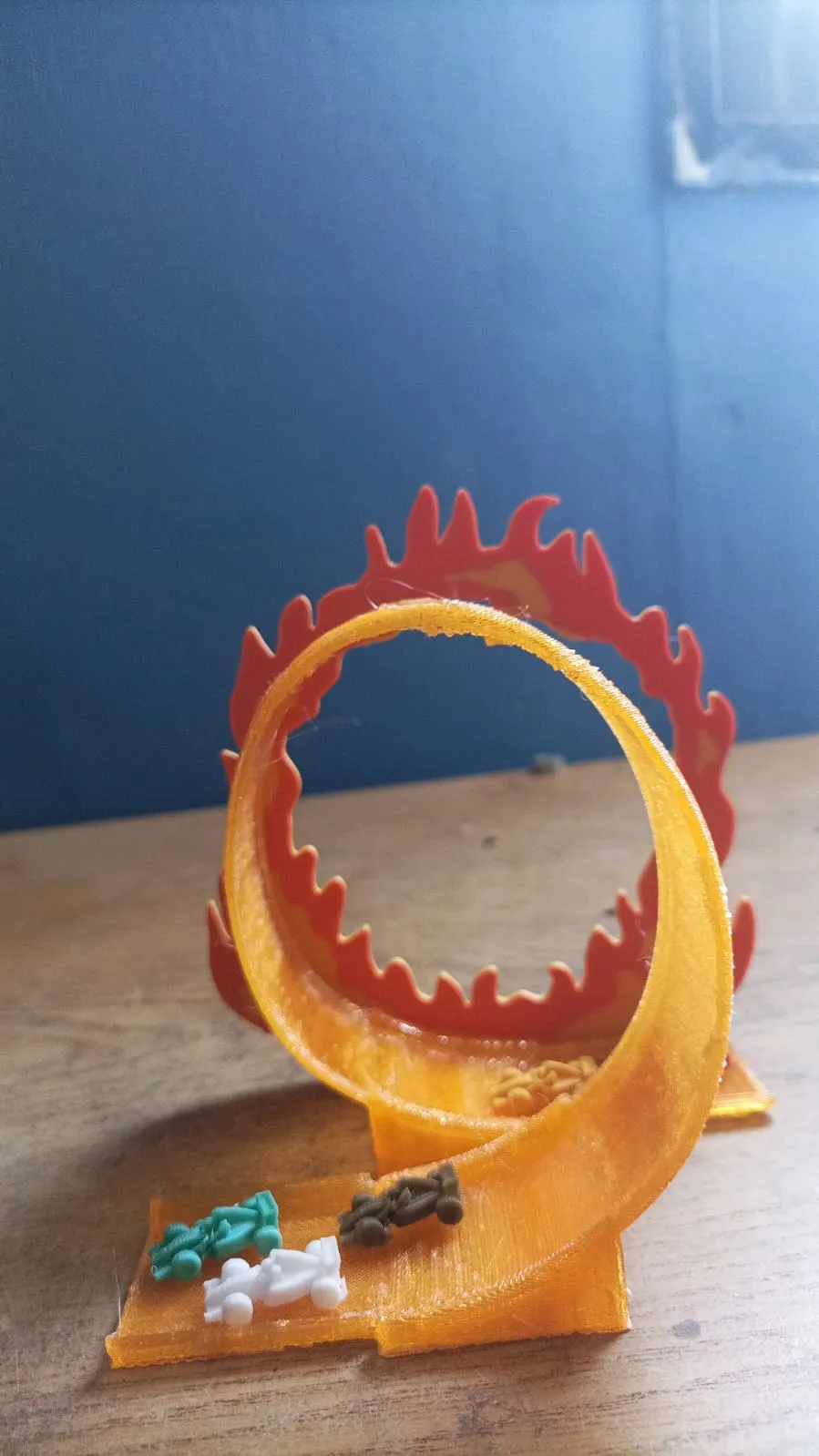 HotWheels Loop and Fire 3D Birthday Cake Topper - Free 3D Print Model ...