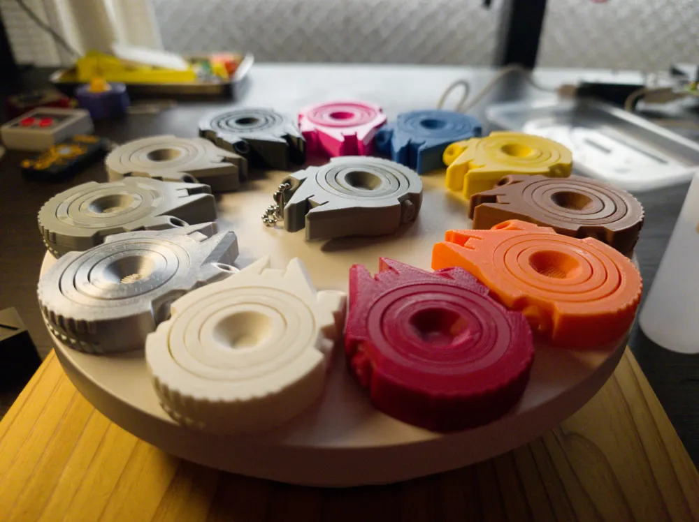 Millennium Falcon Fidget Spinner by heroaftdark MakerWorld: Download ...