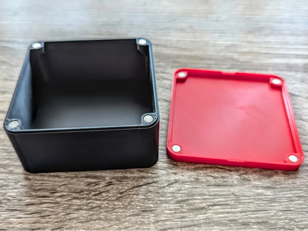 Simple storage box with magnetic fastening by StampyDriver - MakerWorld