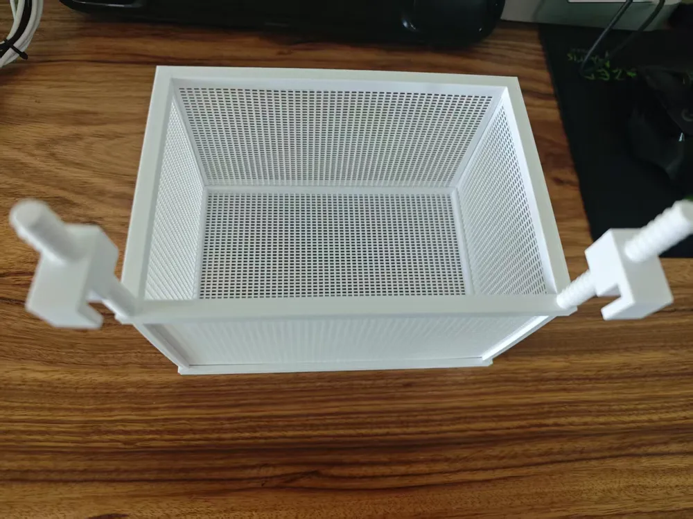 Fish Tank Isolation Box, Hatching Box, Breeding Box with Adjustable ...