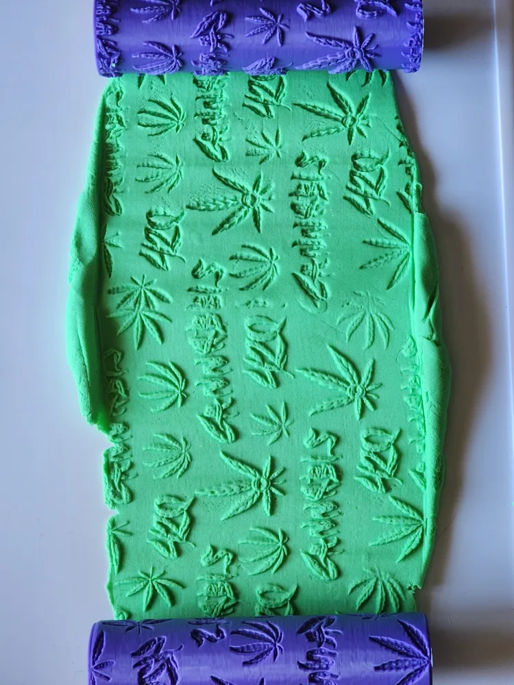 Texture Roller V305 | Cannabis 420 - Free 3D Print Model - MakerWorld