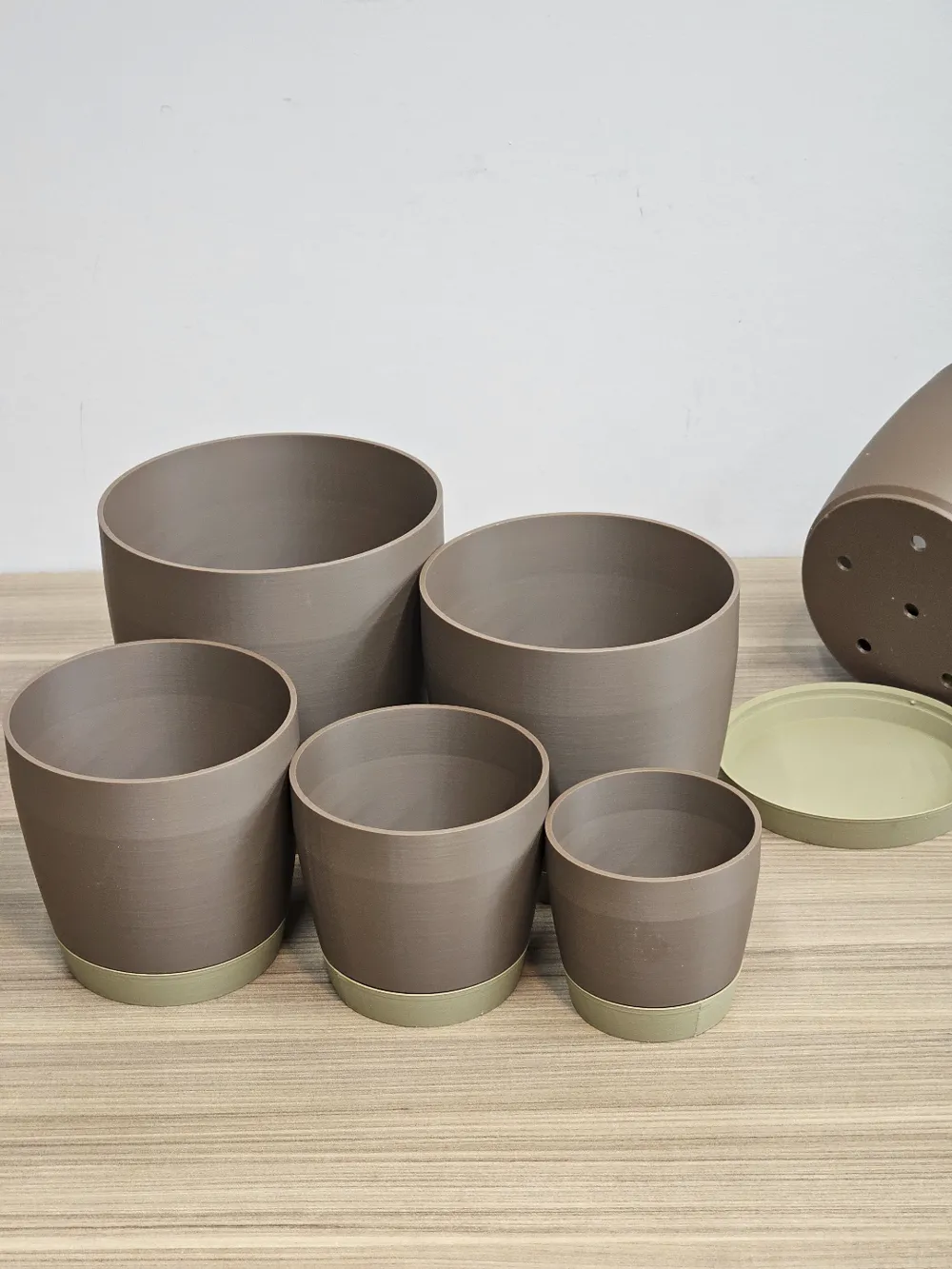 Simple planter pot with saucer (multiple size) by PhantomX MakerWorld ...
