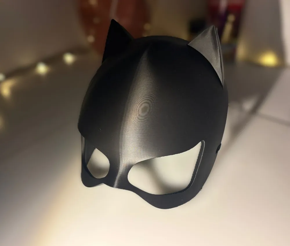 Cat-inspired cosplay mask - Free 3D Print Model - MakerWorld