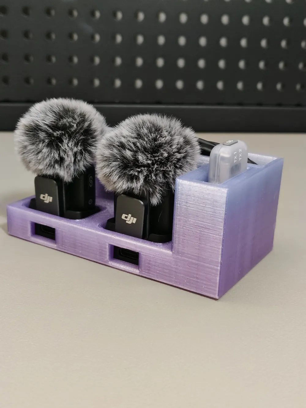 DJI mic mini wireless microphone desktop organizer - Free 3D Print ...